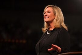 Karen Kingsbury Age, Wiki, Height, Husband, Children, Net Worth