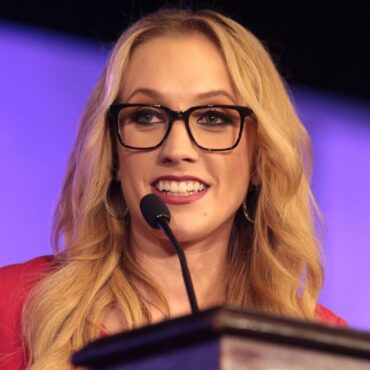 Katherine Timpf Age, Bio, Height, Husband, Net Worth, Cat